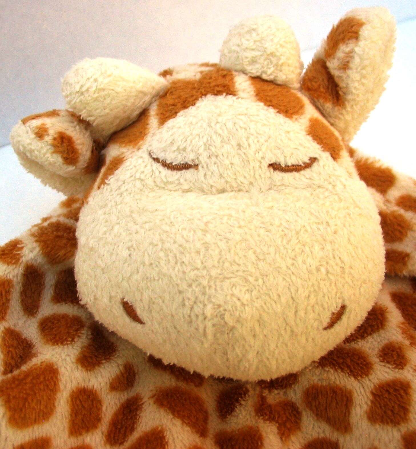 Angel Dear Sleepy Giraffe Plush Lovey Cream Brown Security Blanket Soft ...
