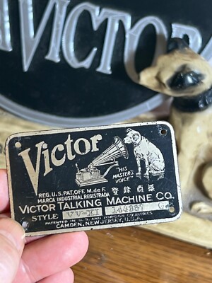 Vintage early 1900's Victor Talking Machine Co. badge, original, RCA ...