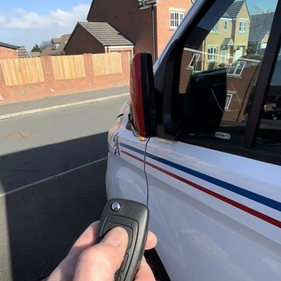 For Ford Transit Custom Automatic Folding Mirror on Lock / Unlock Loom ...