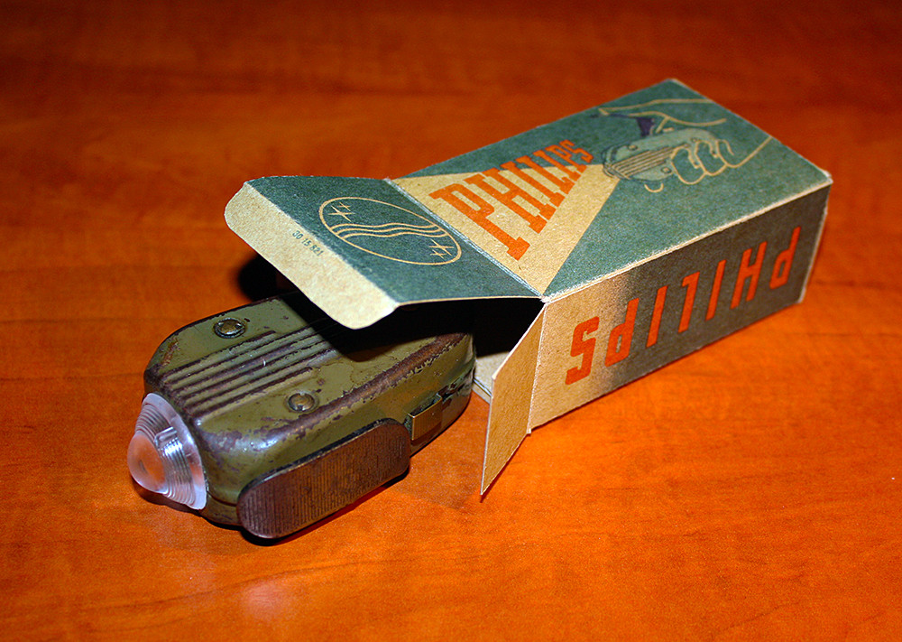 Philips repro-Box for the Dynamo Flashlight Philips nr. 7424 | eBay