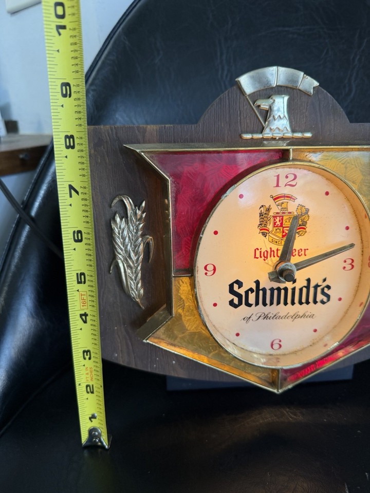 Vintage Schmidt's Light Beer Light-Up Clock Sign | eBay