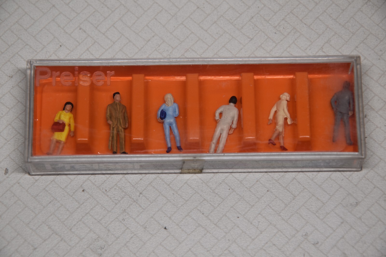 Preiser HO Standard-Serie, Figuren-Sets einzeln , je 8.- €, fabrikneu ...