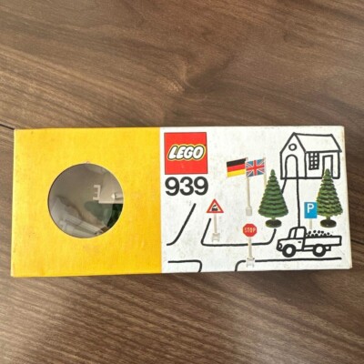 vintage rare 1973 Lego 939 Flags & Road Signs Complete Sets | eBay
