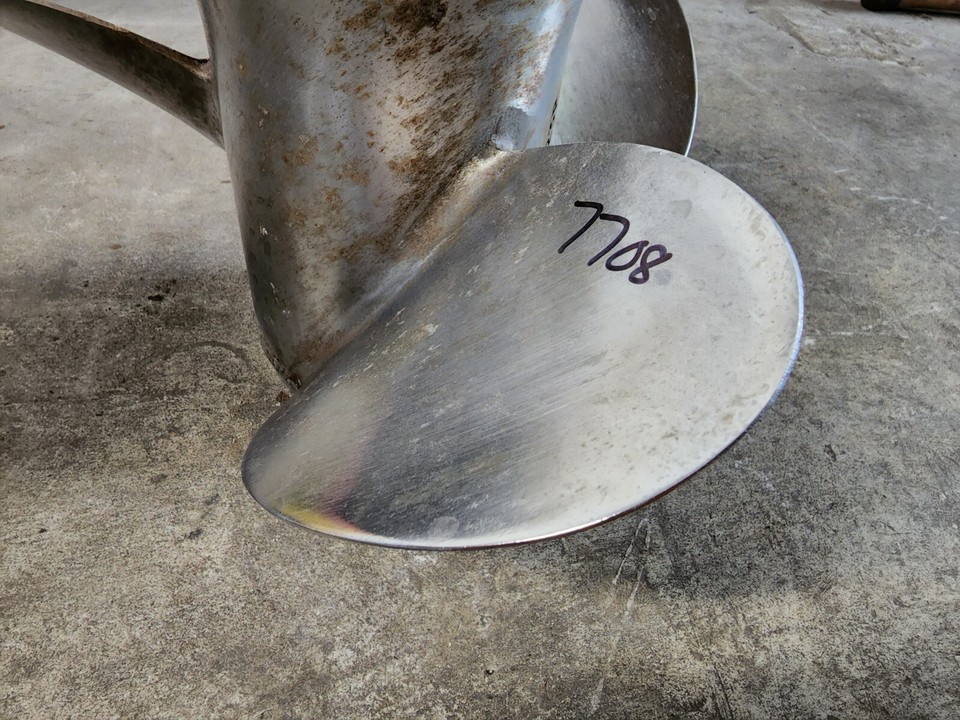 13 1/2" X 23P MERCURY VENGEANCE STAINLESS PROPELLER, 48-16320-23, 4.75 ...