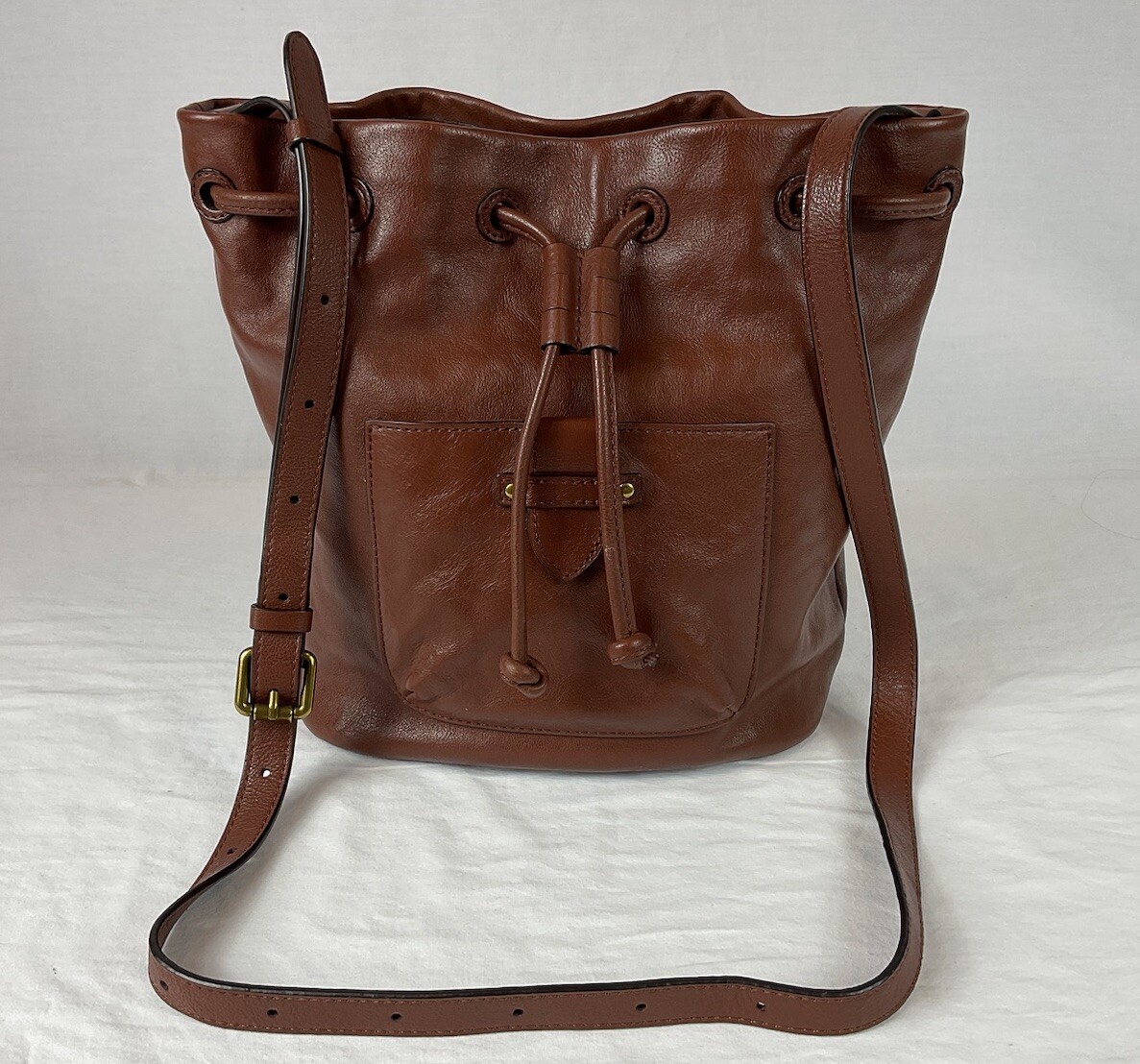 FRYE Olivia Bucket Drawstring Crossbody Bag Cognac Br… - Gem