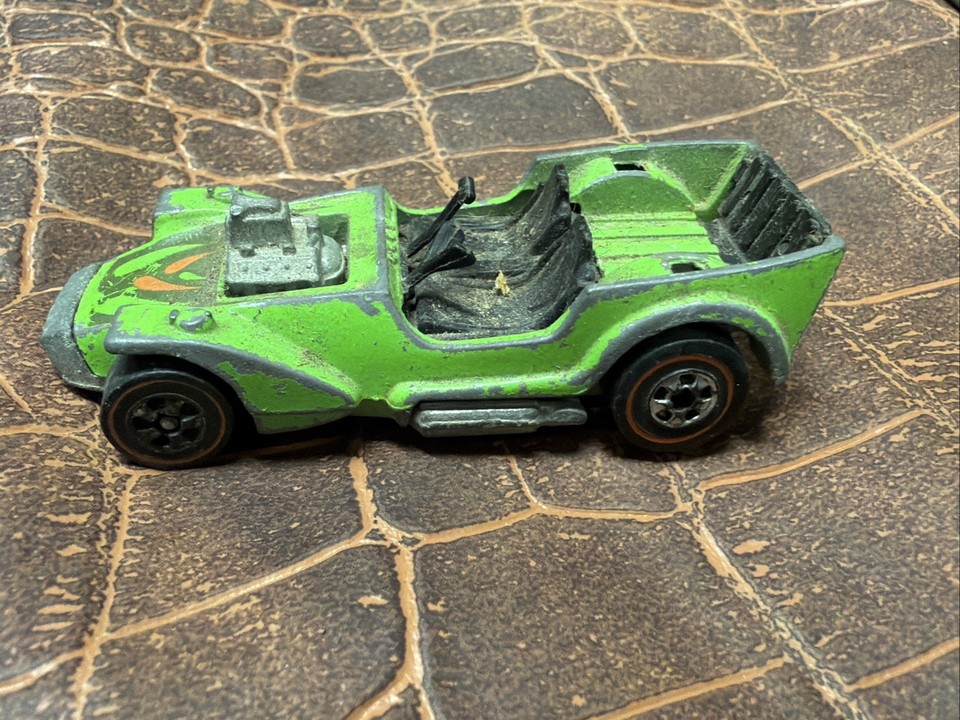 HOT WHEELS (24 SLOT) REDLINE SUPER RALLY CASE WITH 12 REDLINE CARS LOT ...