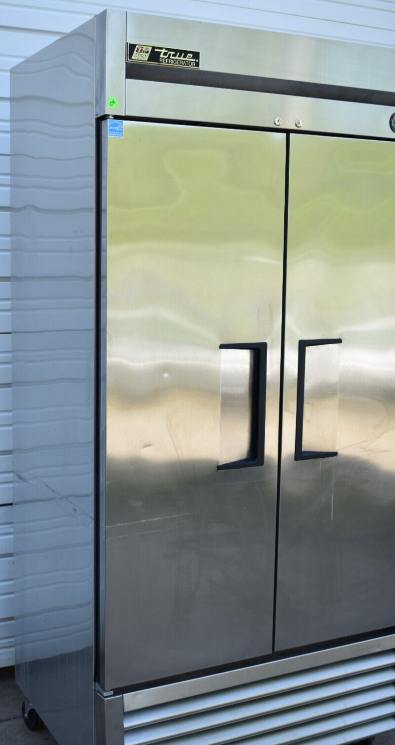 TRUE T-35 TWO SECTION REACH-IN REFRIGERATOR | eBay