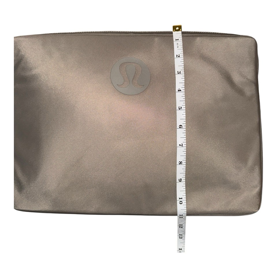 Lululemon New Crew Laptop Sleeve, Warm Ash Grey NWT Laptop Accessory | eBay