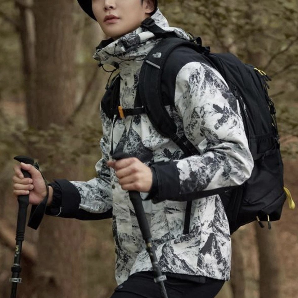 The North Face 1990 Series High-End Gore-Tex Limited Edition Snow ...