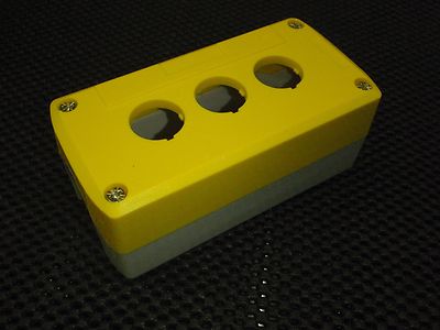CONTROL BOX 3 PUSH BUTTON 22mm POLY URETHANE 2 3/4" X 5 1/4" SAFETY PB3 ...