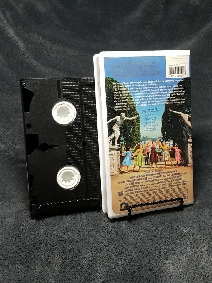 The Sound of Music (VHS, 1996) Clamshell Family Features Julie Andrews ...