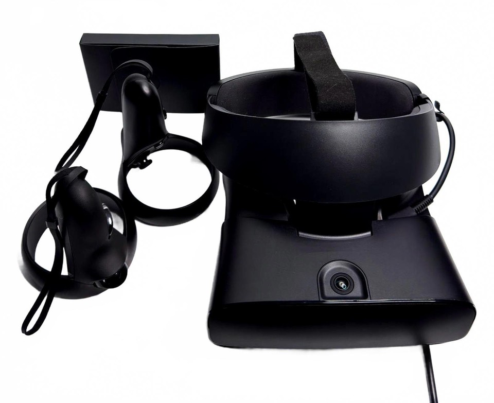Oculus Rift S PC VR Headset - Headset Controllers & Box CIB VG | eBay