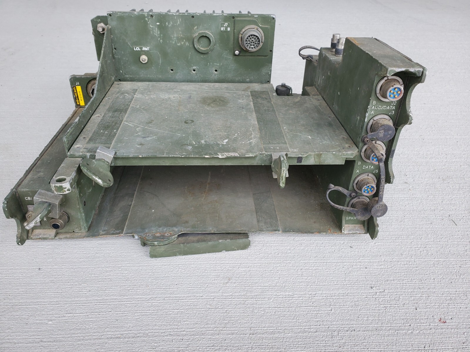 Military communications Vehicular Amplifier-Adapter AM-7239B/VRC Series ...