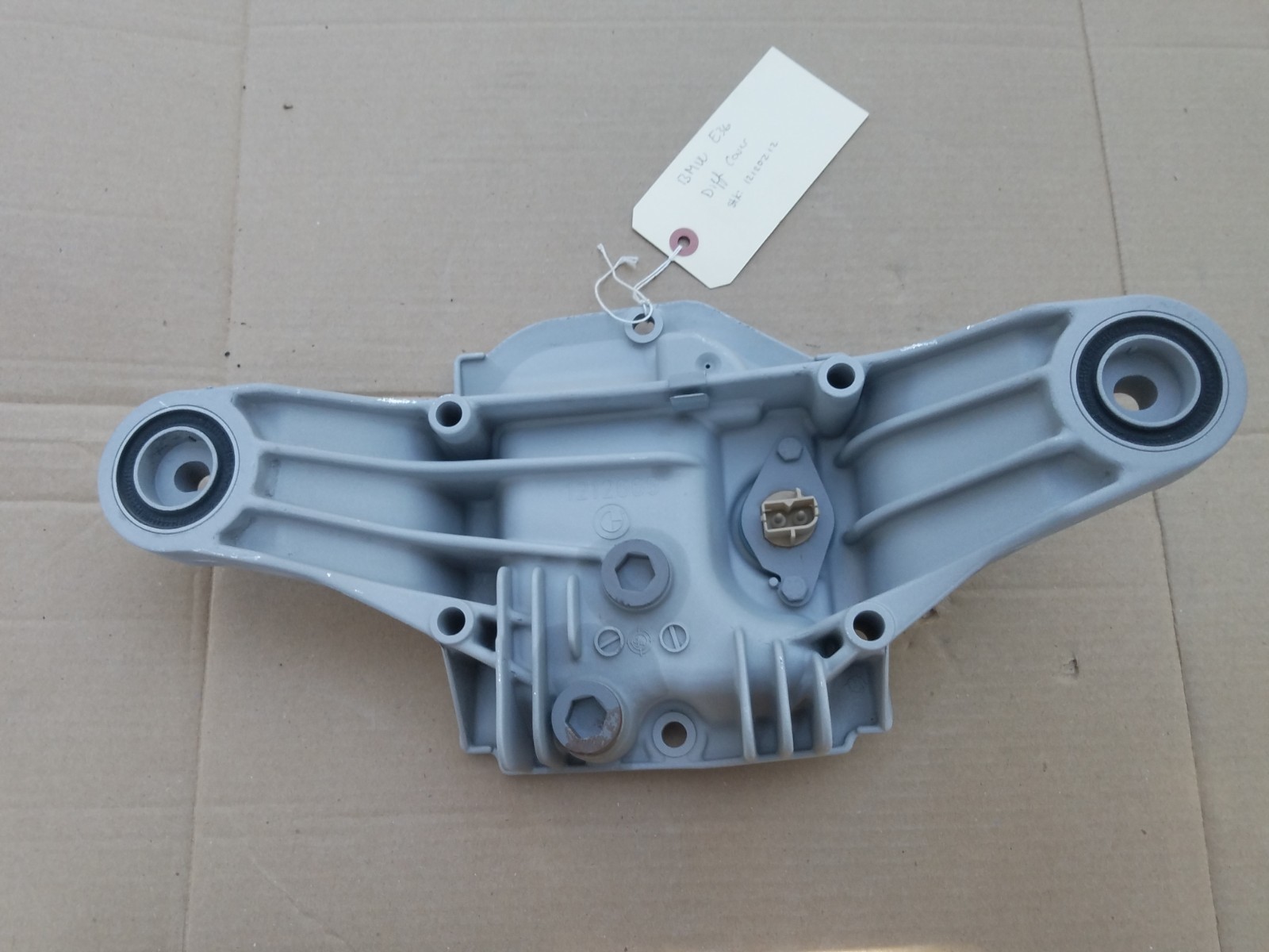 OEM BMW E36 Small Case 168mm Differential Diff Cover 3i8i 318is for ...