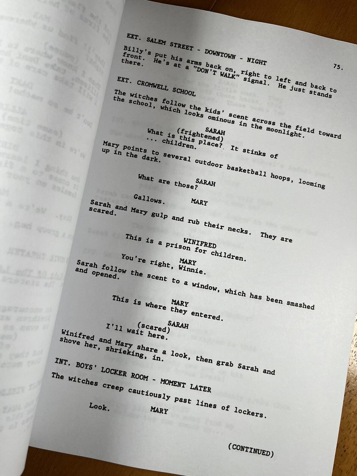 Hocus Pocus Script Cast-Signed- Autograph Reprints - Full Script - 112 ...