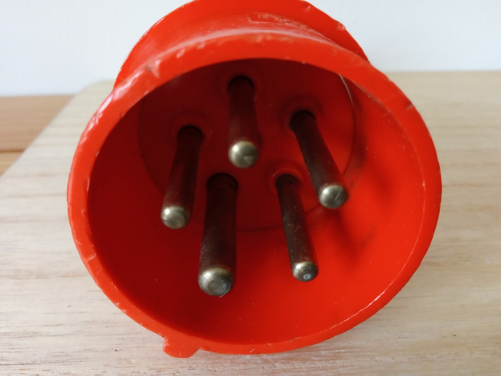 CEKON RED INDUSTRIAL PLUG 5 Pin 3P+N+E 16AMP 6HR IP44 P/N 62875 220 ...