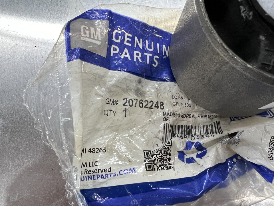 Camaro ZL1 rear diff bushing mount GM 20762248 | eBay