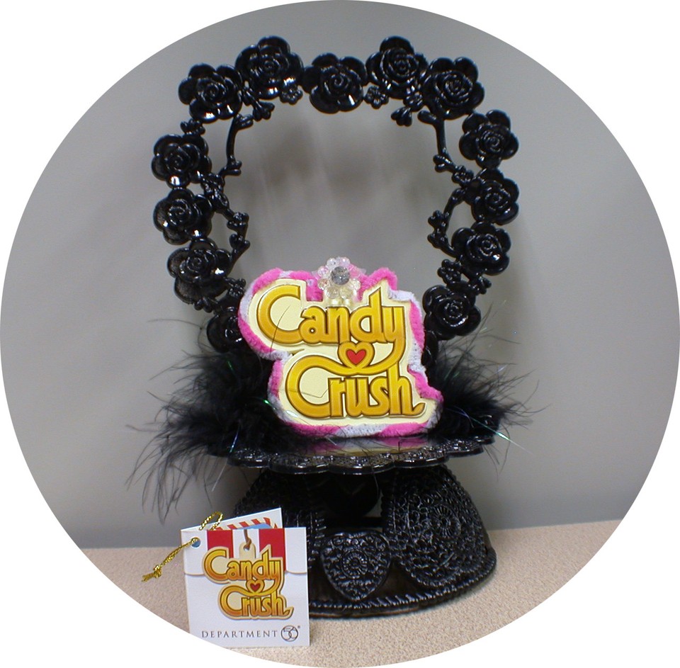 Wedding cake topper W/Saga Candy Crush Game Facebook Birthday, Groom ...