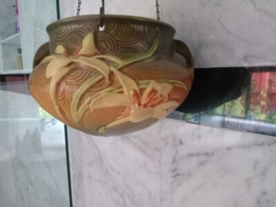 VINTAGE ROSEVILLE SIENNA ZEPHYR LILY HANGING BASKET #472-5 | eBay