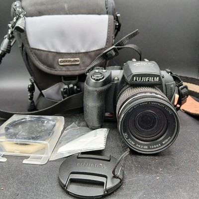 Fujifilm FinePix HS 20 EXR Camera 24-720mm Lens 1:2.8-5.6 Cased -WRDC ...