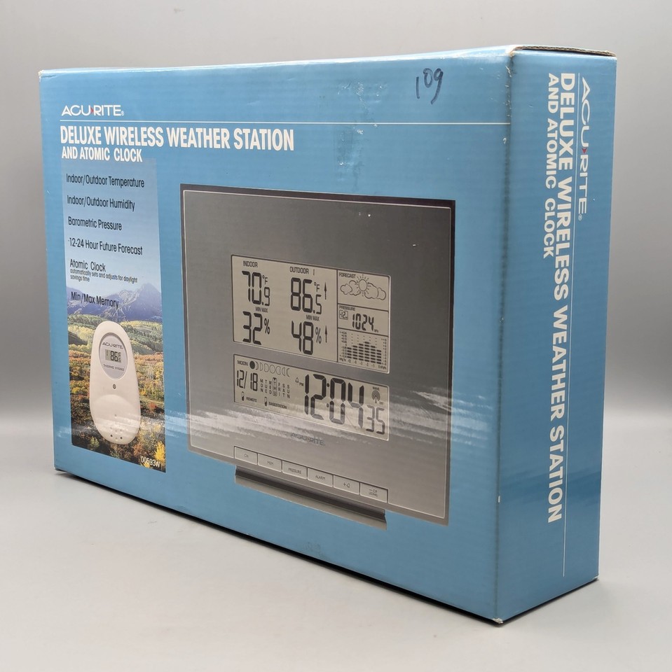 AcuRite Digital Deluxe Wireless Weather Station & Atomic Clock w ...