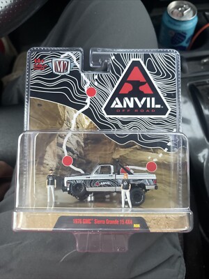 M2 Machines 1976 GMC SIERRA GRANDE 15 4 X 4 DIORAMA ANVIL CHASE ERROR ...