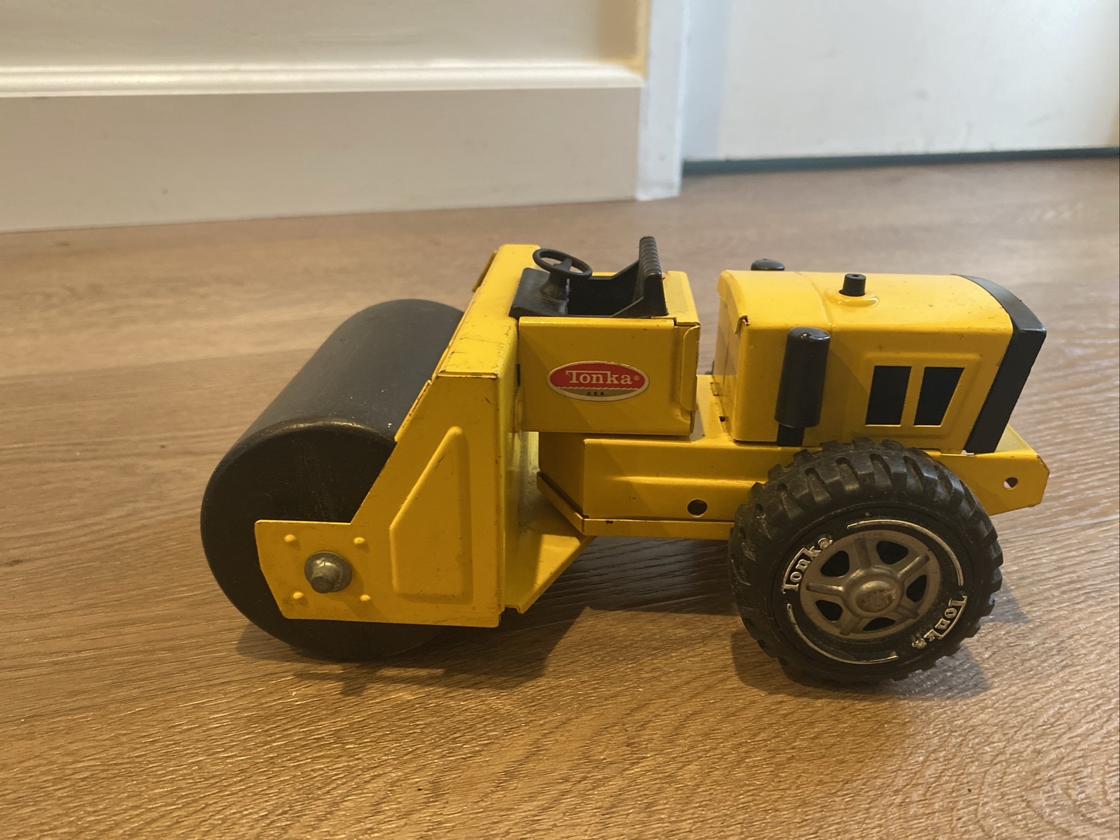 VINTAGE 1950s TONKA TOYS ROAD ROLLER-YELLOW | eBay