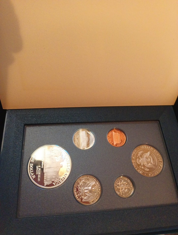 1990- P + 5 S US Mint Prestige Proof Set Eisenhower Silver Dollar, 6 ...
