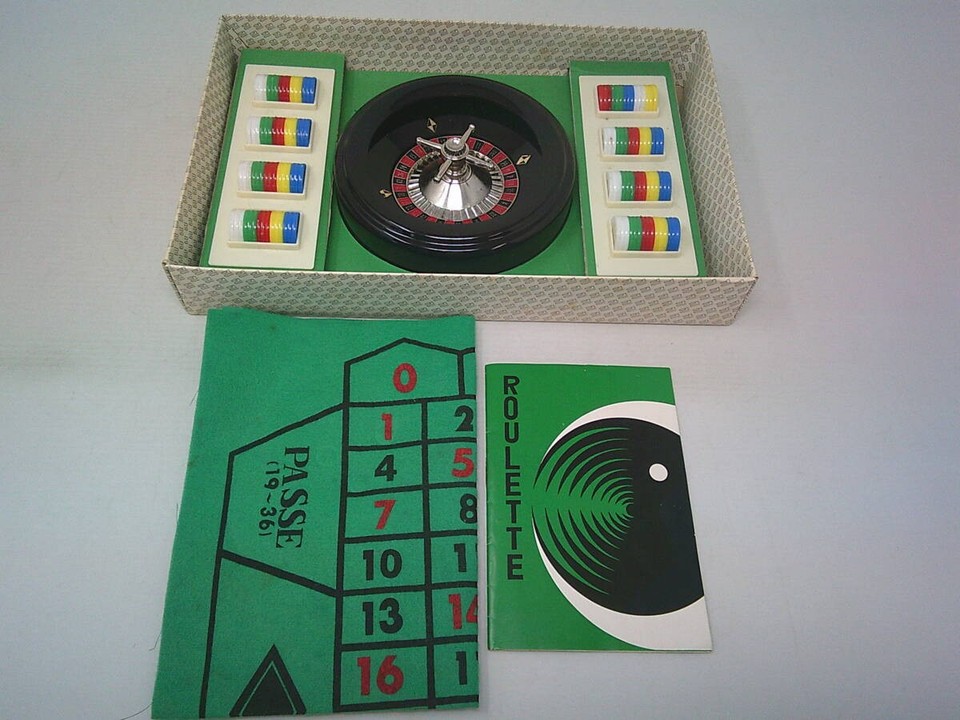Nintendo Board Game Roulette, Used with Box Damage, Fun Play Item dd6 ...