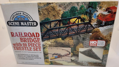 Scene Master 8210 HO Railroad Bridge with 28 Piece Trestle Set Building ...