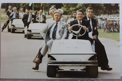 President Ronald Reagan Canada Ontario Ottawa Golf Cart Postcard Old ...