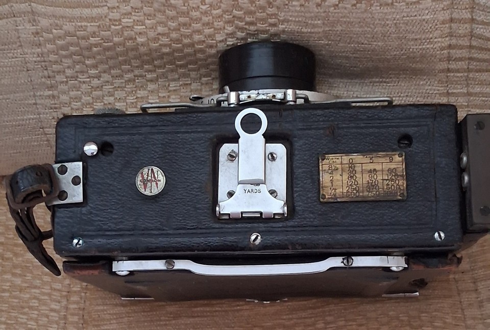 Vintage VN (Van Neck) Quarter Plate Folding Press Camera with Ross ...