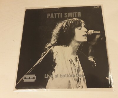 PATTI SMITH LIVE AT BOTTOM LINE VG+/VG VINILE LP 33 GIRI | eBay.de