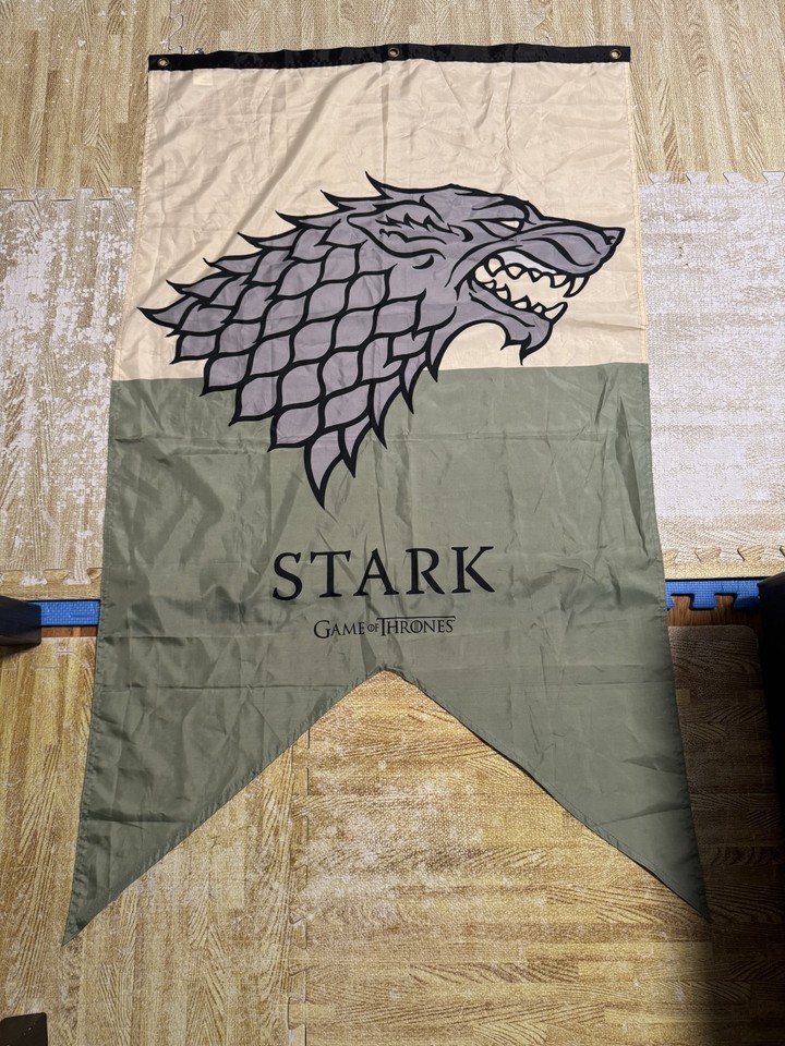 Game of Thrones House Targaryen & Stark Banners – Official HBO 2015 ...
