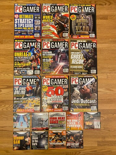 Lot of 9 PC Gamer Magazines 2001 w CD-Rom Disc Vintage Video Games FPS ...