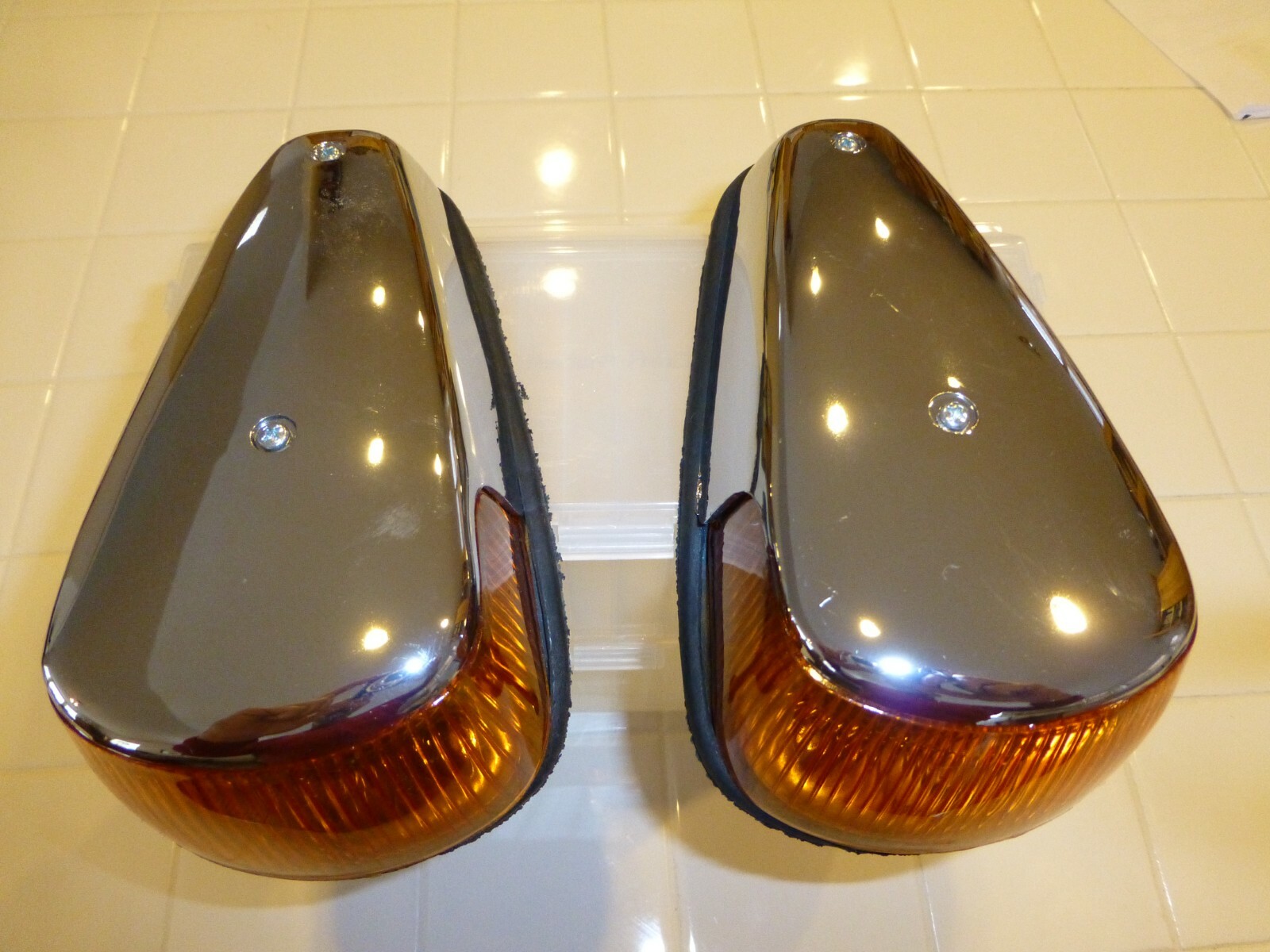 VW Bug Front Turn Signals 1970-1980 VW Bug & Super Beetle Turn Signal ...