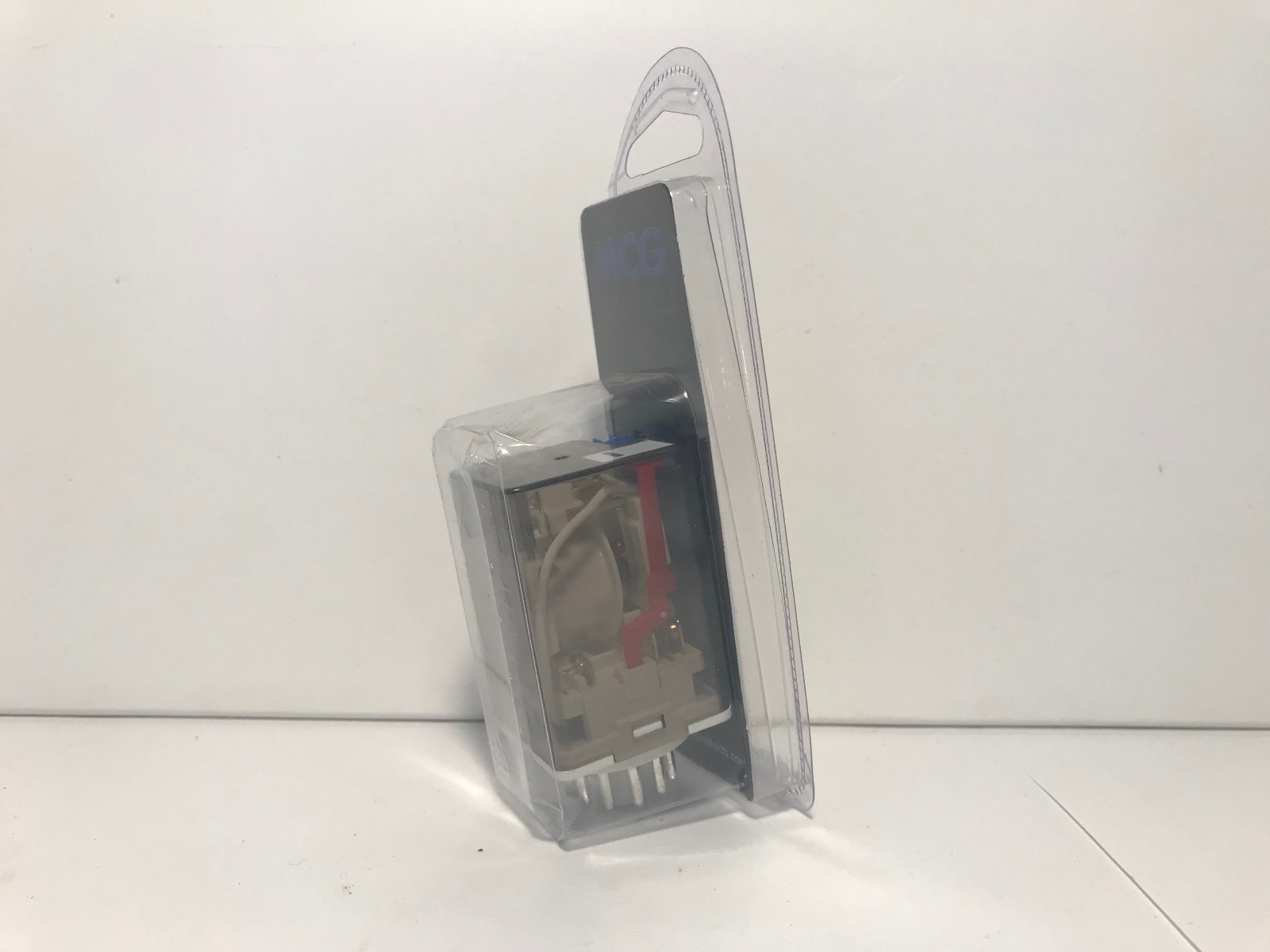 Mcg 11 Pin 24v DC 10a 3 Pole Changeover Plug in Relay - Ref No Jqx10 ...