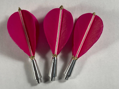 SHORT PINK REAL HAND MADE TURKEY FEATHER FLIGHTS 1/4 THREAD FOR VINTAGE ...