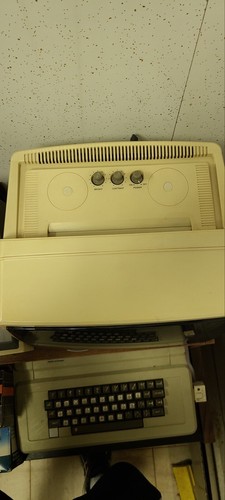 Vintage Apple ii plus computer w/ Disk 2 | eBay