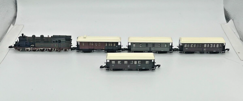 Märklín Mini-Club 8119 Royal Prussian Steam Loco & Passenger Set Z ...