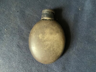 Bottles, Decanters & Flasks - Meriden