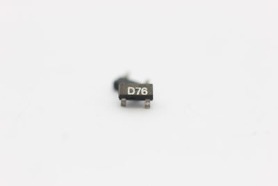 D76 SMD TRANSISTOR NOS( New Old Stock ) 4PC. C562BU4F090415 | eBay