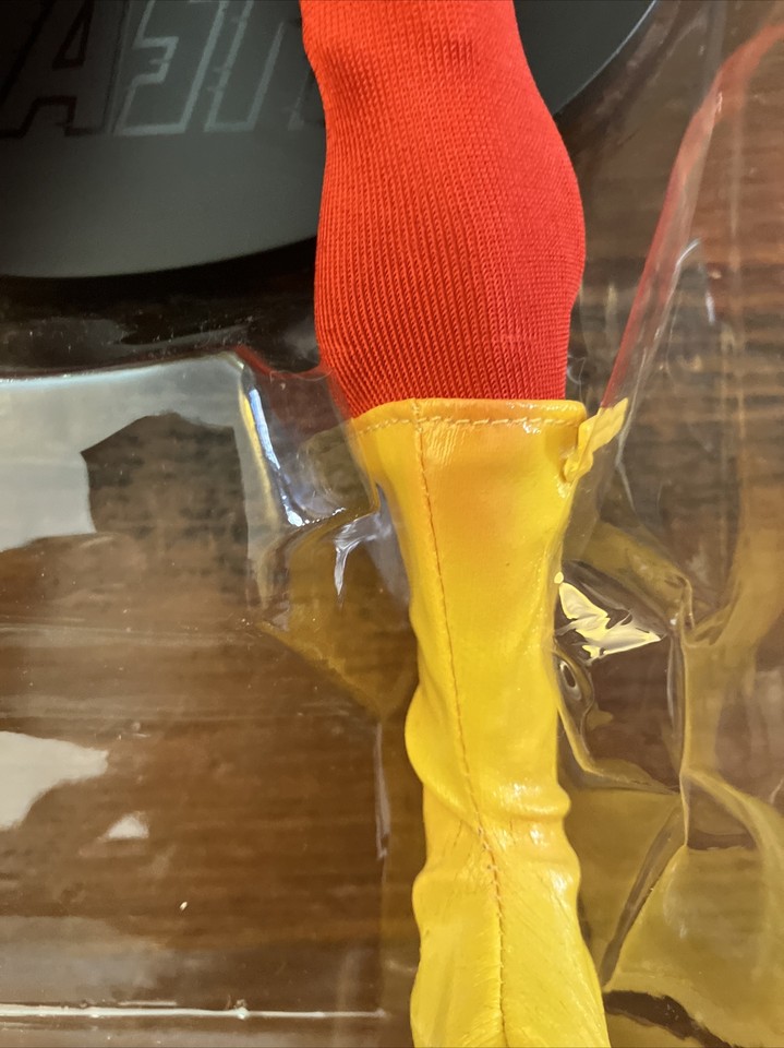 DC Direct 13 inch Deluxe figure The Flash | eBay