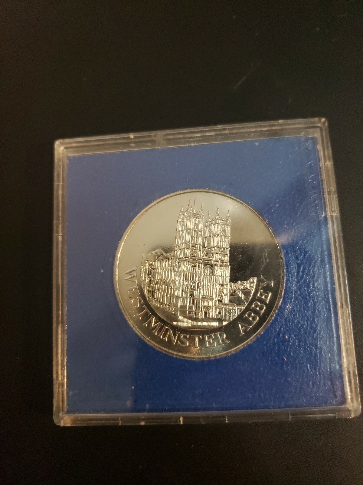 1986 ROYAL WEDDING PRINCE ANDREW& SARAH FERGUSON Commemorative Coin ...