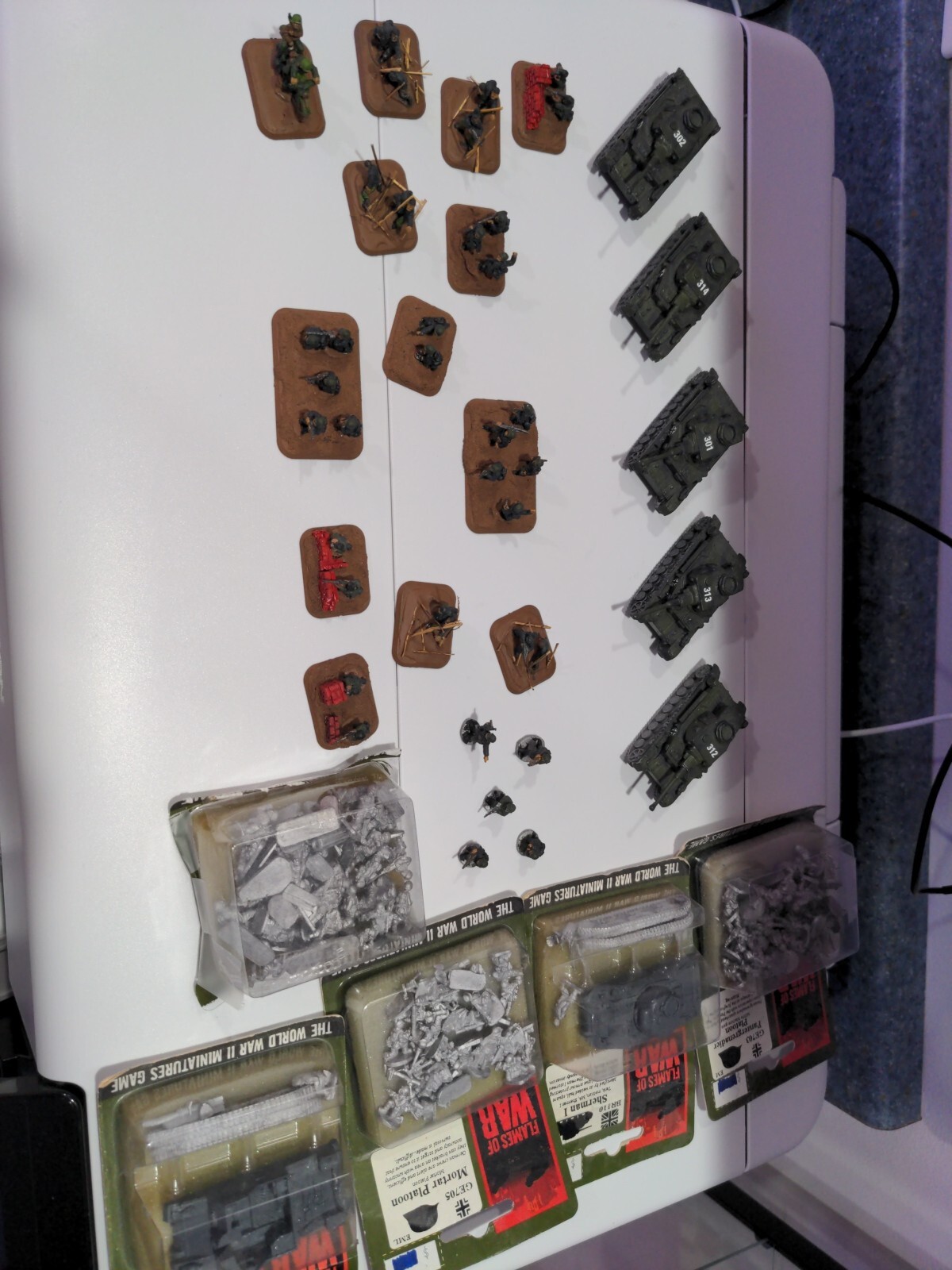 Battlefront Miniatures Flames of War Game - Large Lot Of German And ...