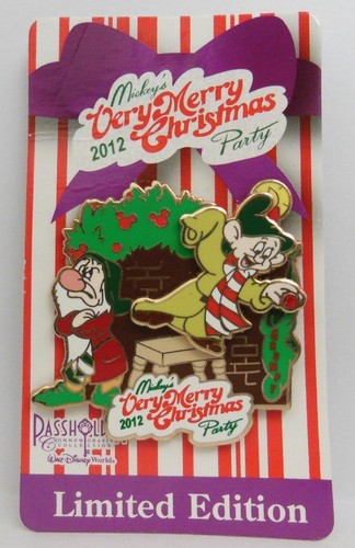 Disney Dopey & Grumpy Annual Passholder Very Merry Christmas Party 2012 ...