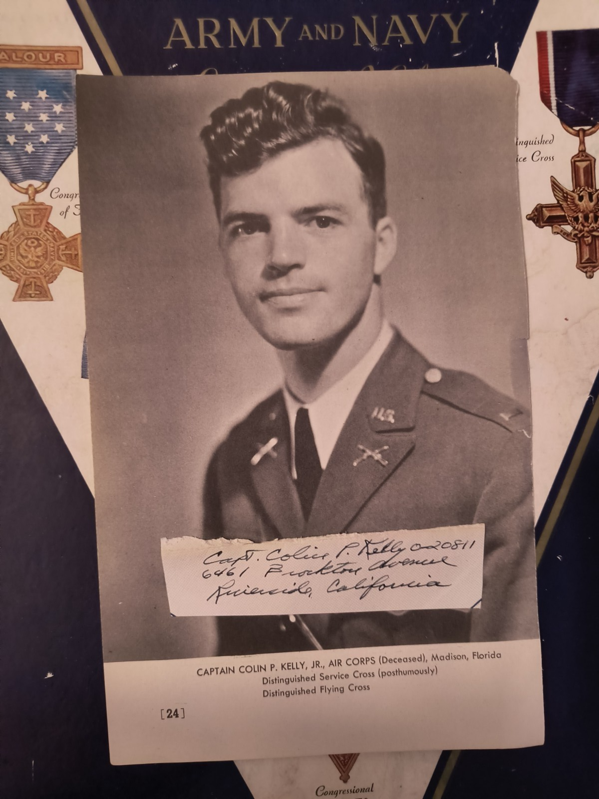 Lt. COLIN P. KELLY B-17 Pilot Awarded DSC KIA WW2 Signed Clip on Book ...