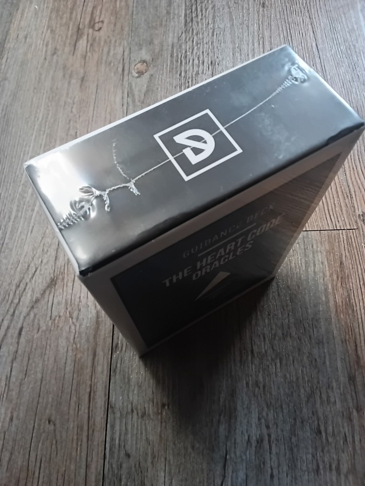 The Heart Code Oracles CAREER Guidance Deck Danielle Maylyn Spirits ...