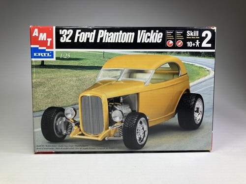 AMT ETRL 1:25 SCALE " 1932 FORD PHANTOM VICKIE " PLASTIC MODEL KIT ...