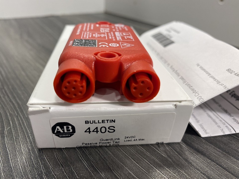 *New Allen Bradley 440S-SLF8D Ser A GuardLink Passive Power Tap 8-Pin ...